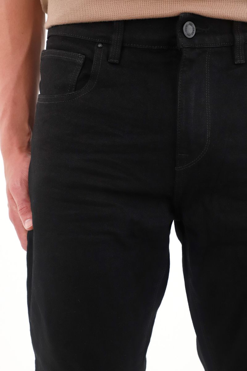 Compra jean en www.tennis.com.ec